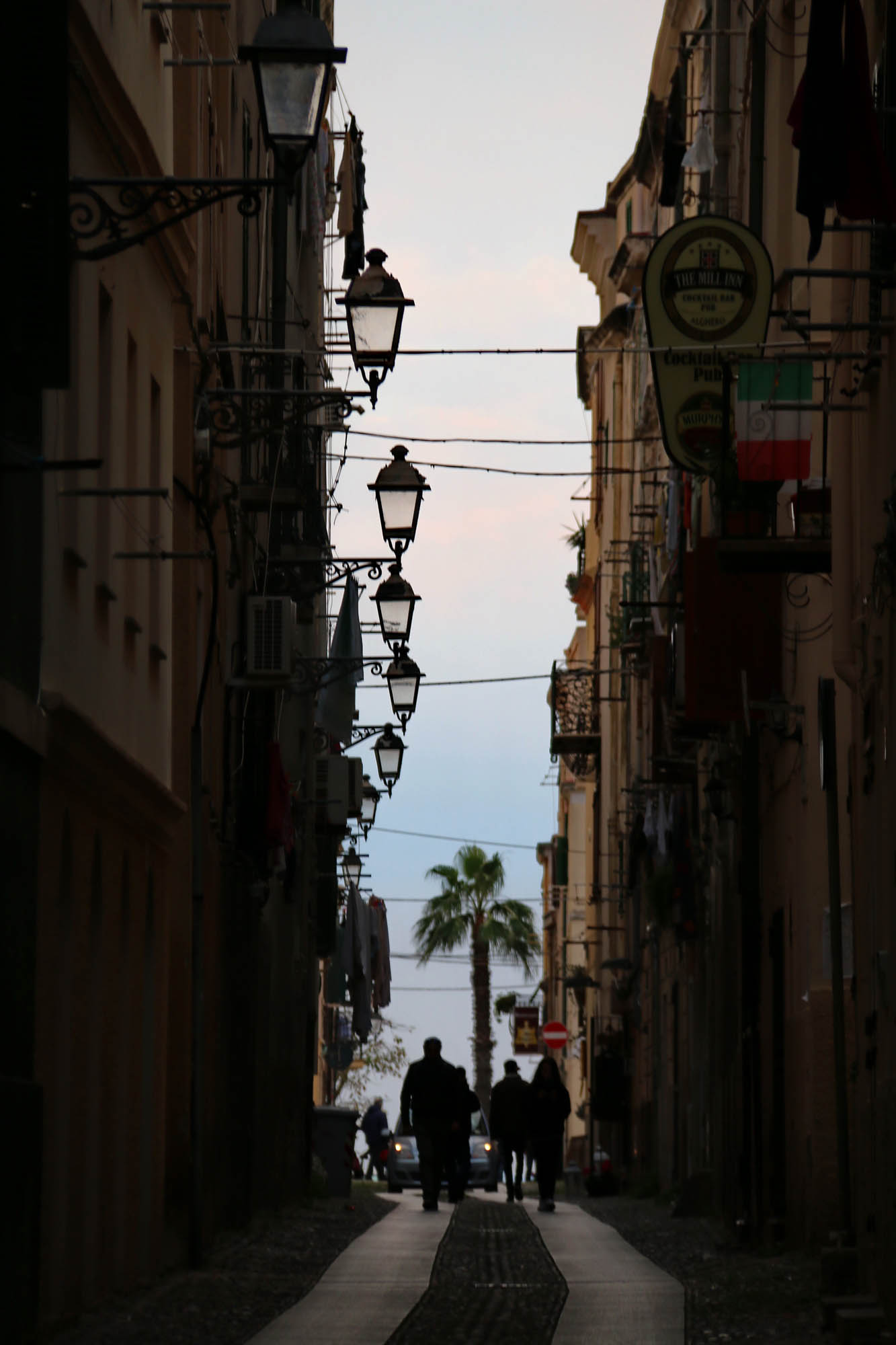 Poemas del río Wang: From Mallorca to Alguer