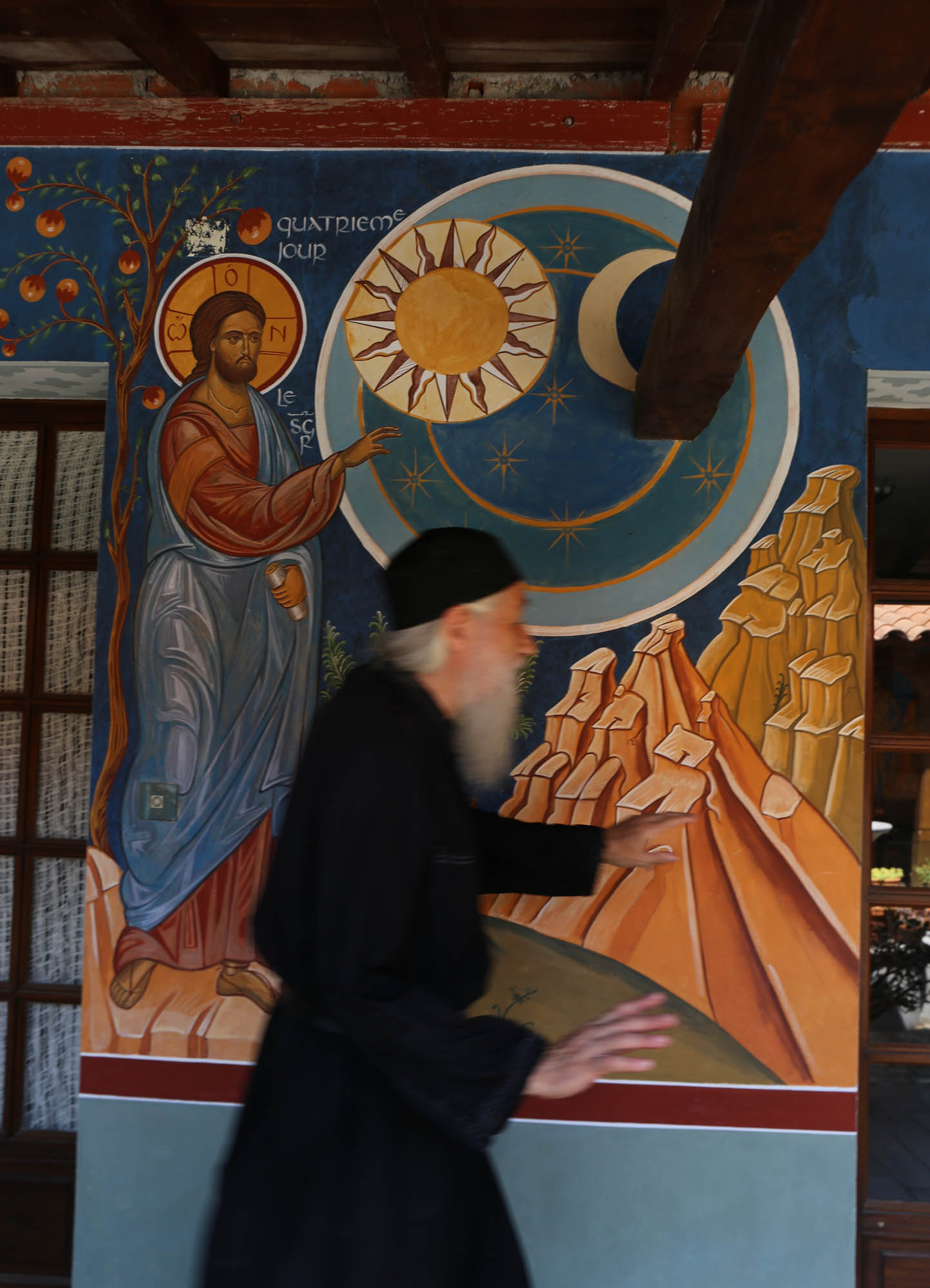 Poemas del río Wang: Greek Saint Martin in the Pyrenees