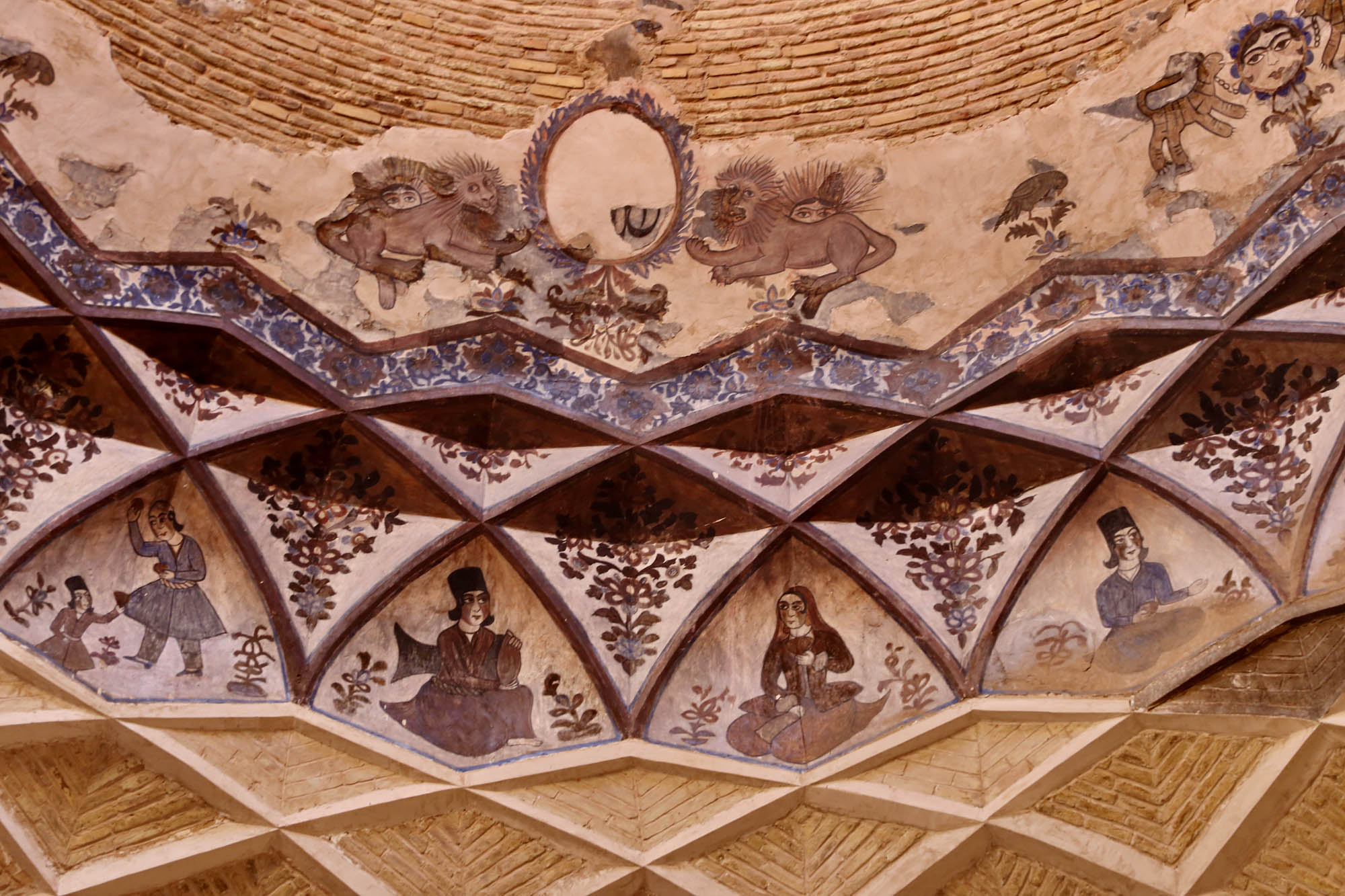 Das Vakil-Badehaus-Café in Kerman | Poemas del Río Wang